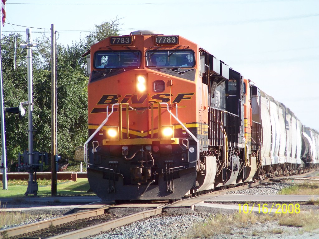 BNSF ES44DC 7783